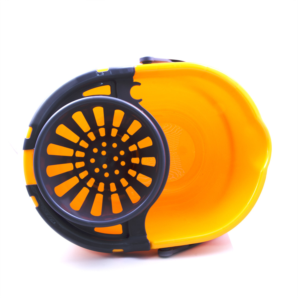 Bucket for washing - different colours