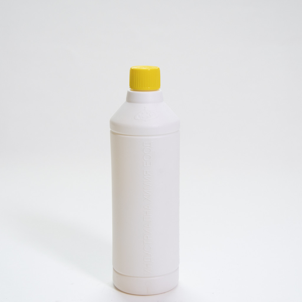 Liquid, alkaline cleaner and disinfectant. Active substance ...